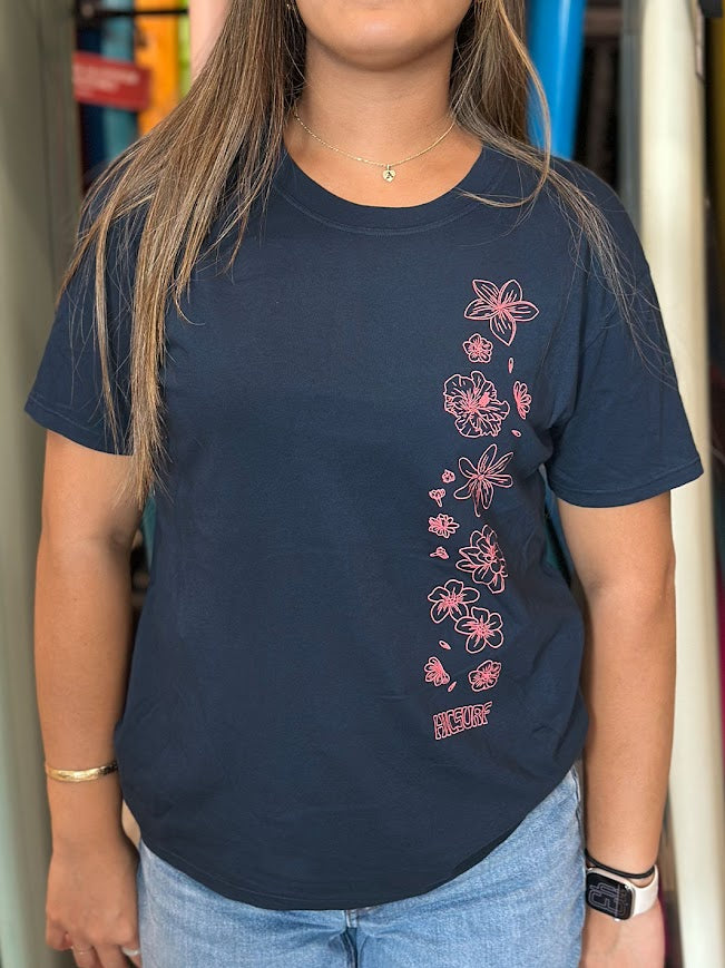 HIC HAWAII BLOOM BF WOMENS TEE - BLACK – Hawaiian Island Creations